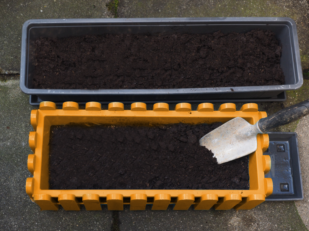Pflanzenerde & Substrat - Mein Nasch-Balkon